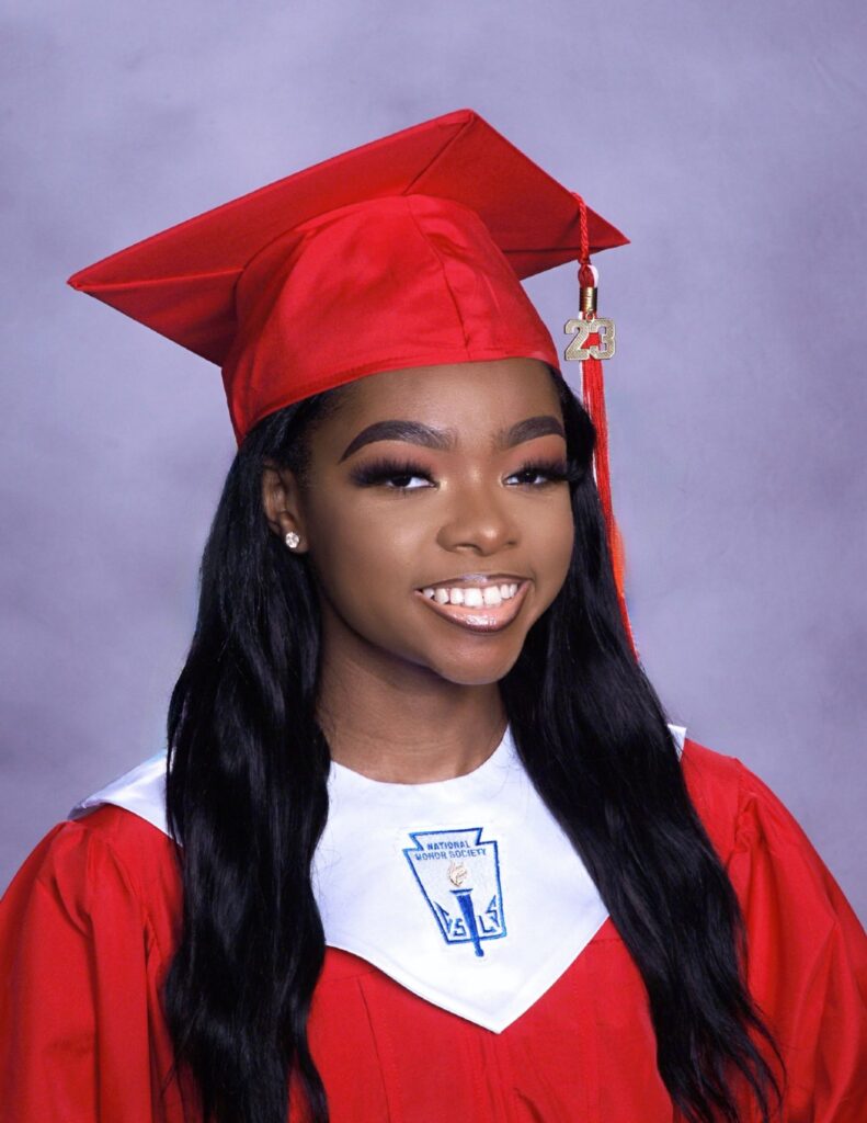 Cedar Hill ISD Student Dionn Megginson Graduates at 15 Years Old with a ...